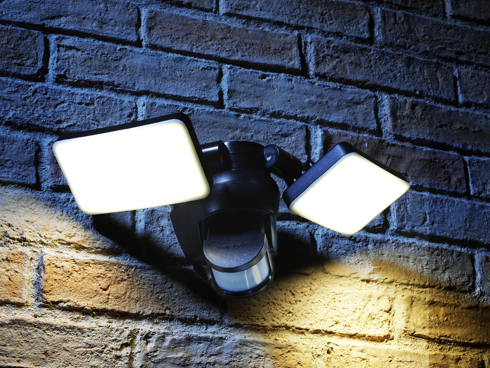 Security Lighting - Rolland Electrical